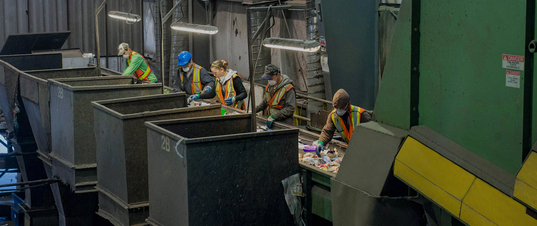 Waste and Recycling Solutions | Divisions and Services – Emterra Group
